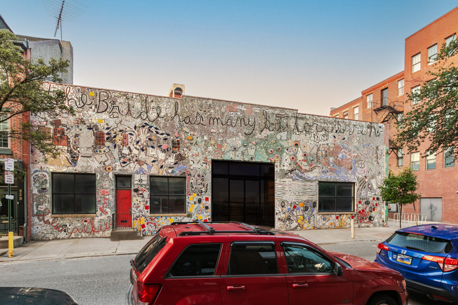 The Painted Bride Mural - Philadelphia's Magic Gardens